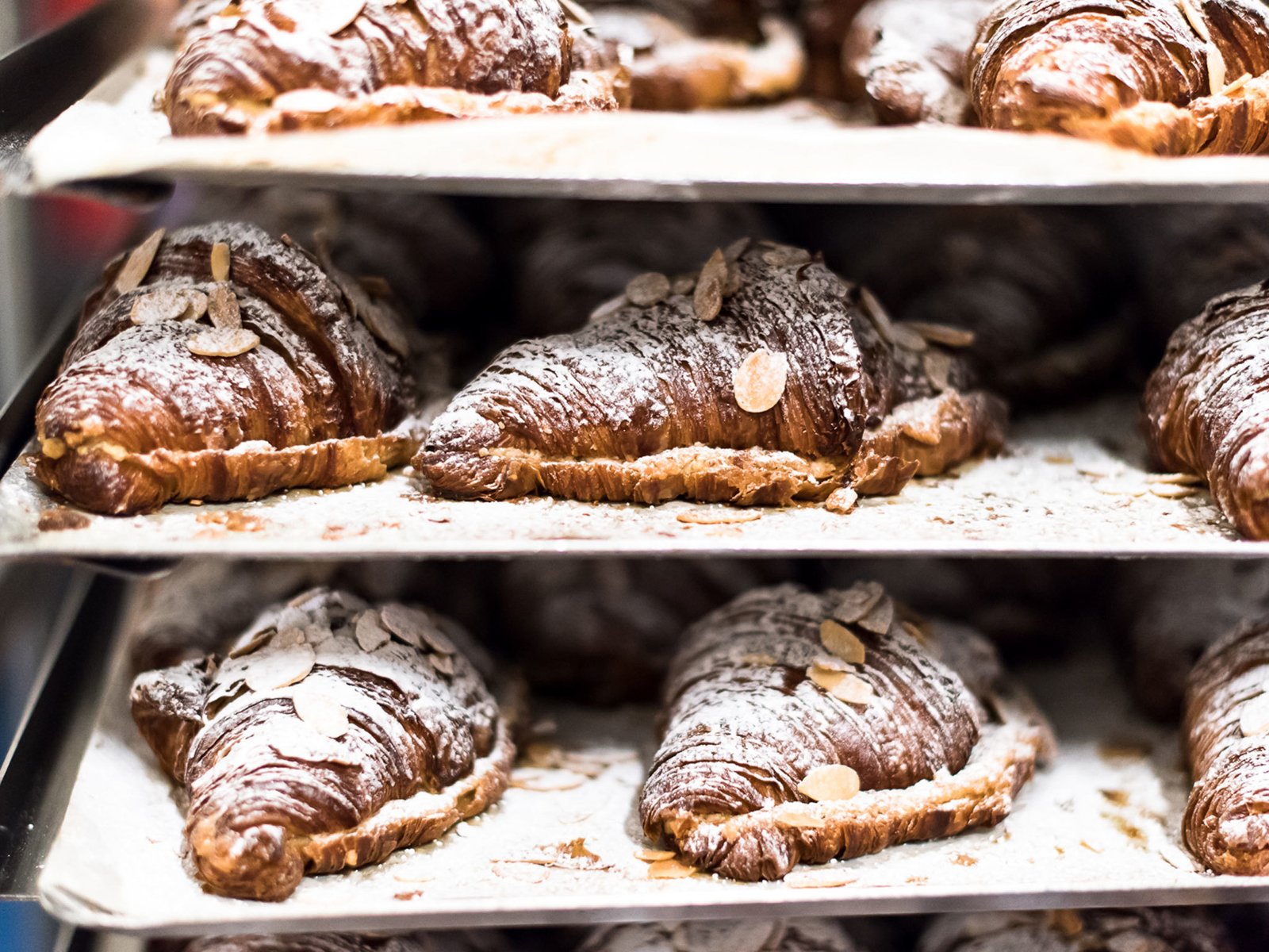 Mayfair Bakeries: A Guide to the Best Pastry Shops in London